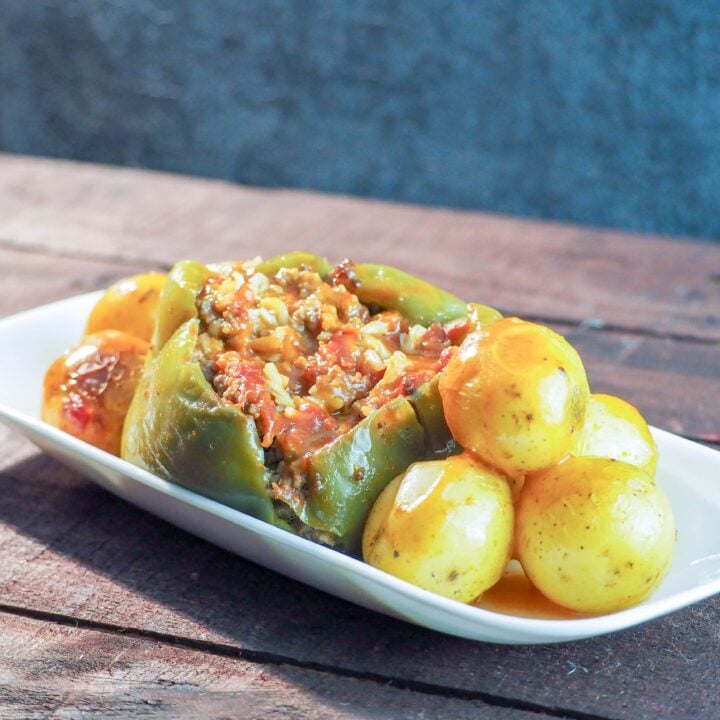 Perfect Dutch Oven Stuffed Green Peppers - Monday Is Meatloaf