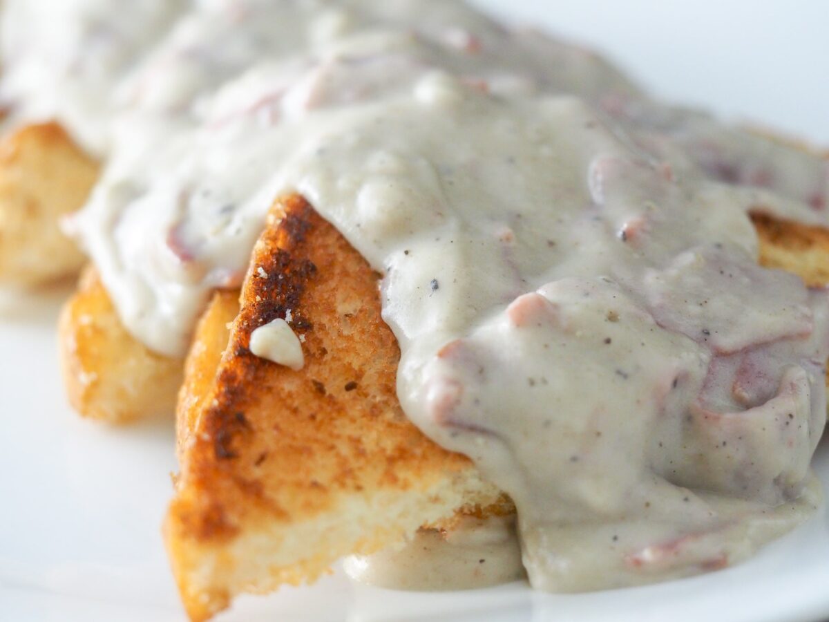 Creamed Chipped Beef on Toast (aka SOS) - Monday is Meatloaf